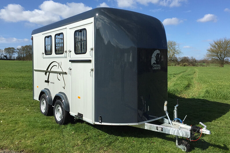 Cheval Liberté Minimax - Plass til 3 hester | Tilhengernor